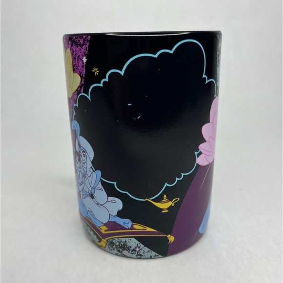 Disney | Kitchen | Aladdin Themed Coffee Cup With A Reappearing Genie ...